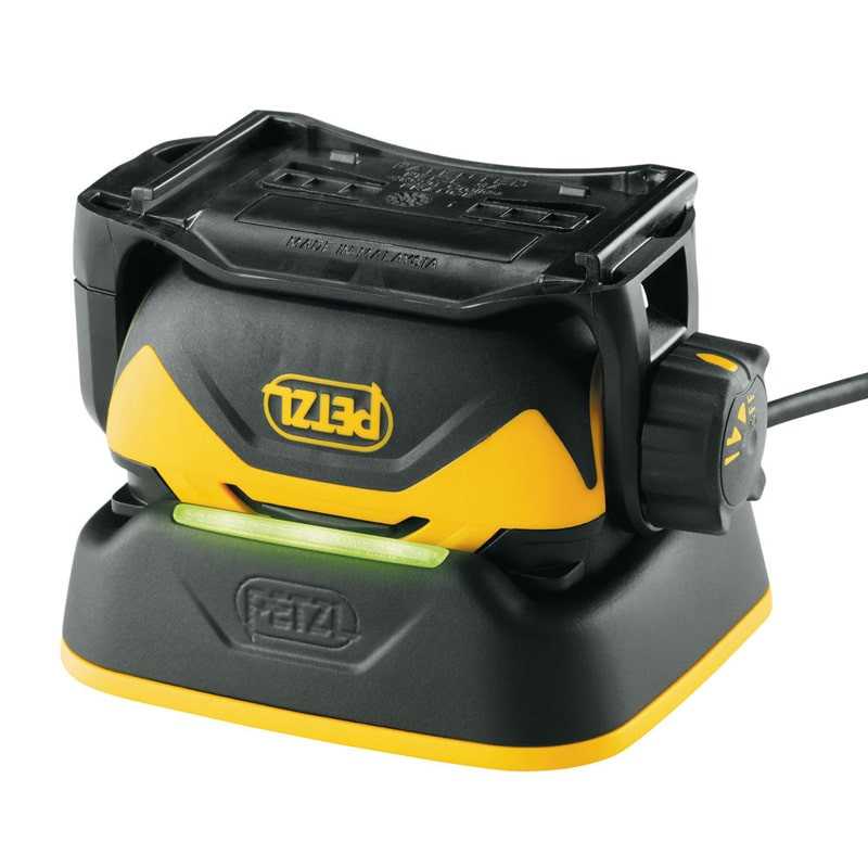 Lampe frontale 90 lumens rechargeable PIXA 3R PETZL